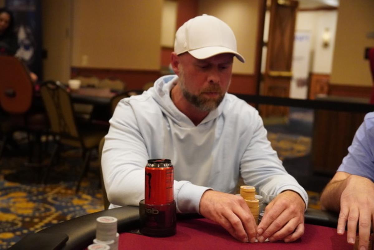 Kevin Andriamahefa raised to 160,000 from the hijack and in the cutoff ...